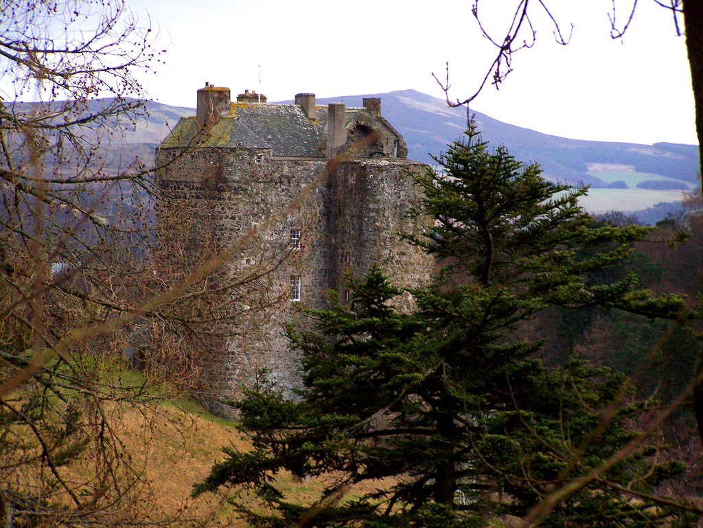 Castles – Clan Hay USA